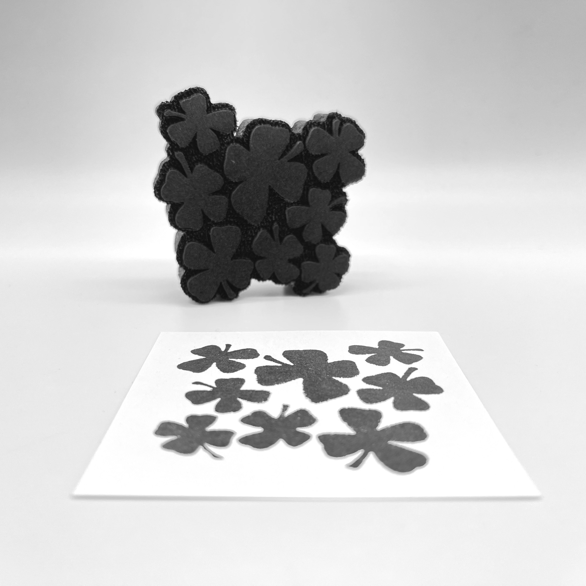 Clover Cluster | Artists' Tools | Foam Stamp - PM Artist Studio
